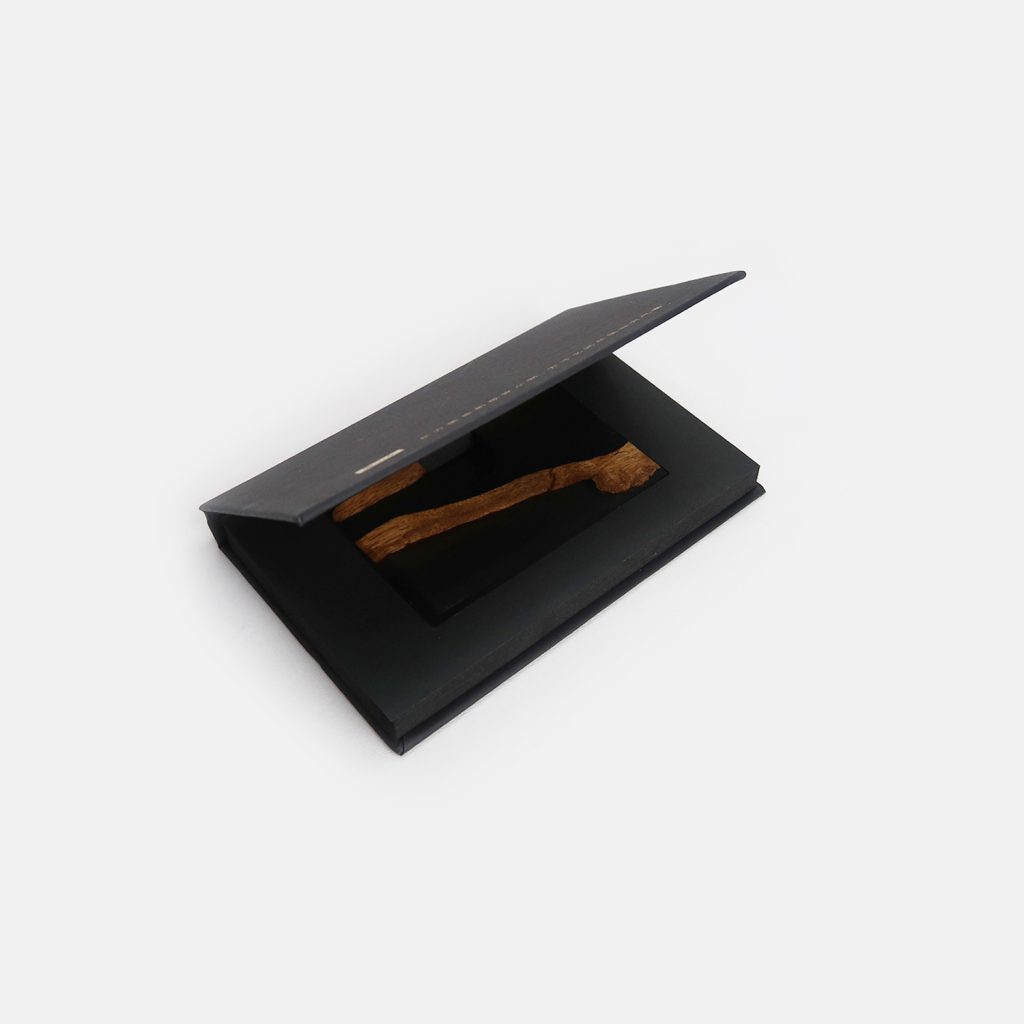 Mu Wooden Design | Ink & Wash Wooden Card Holder with Resin
