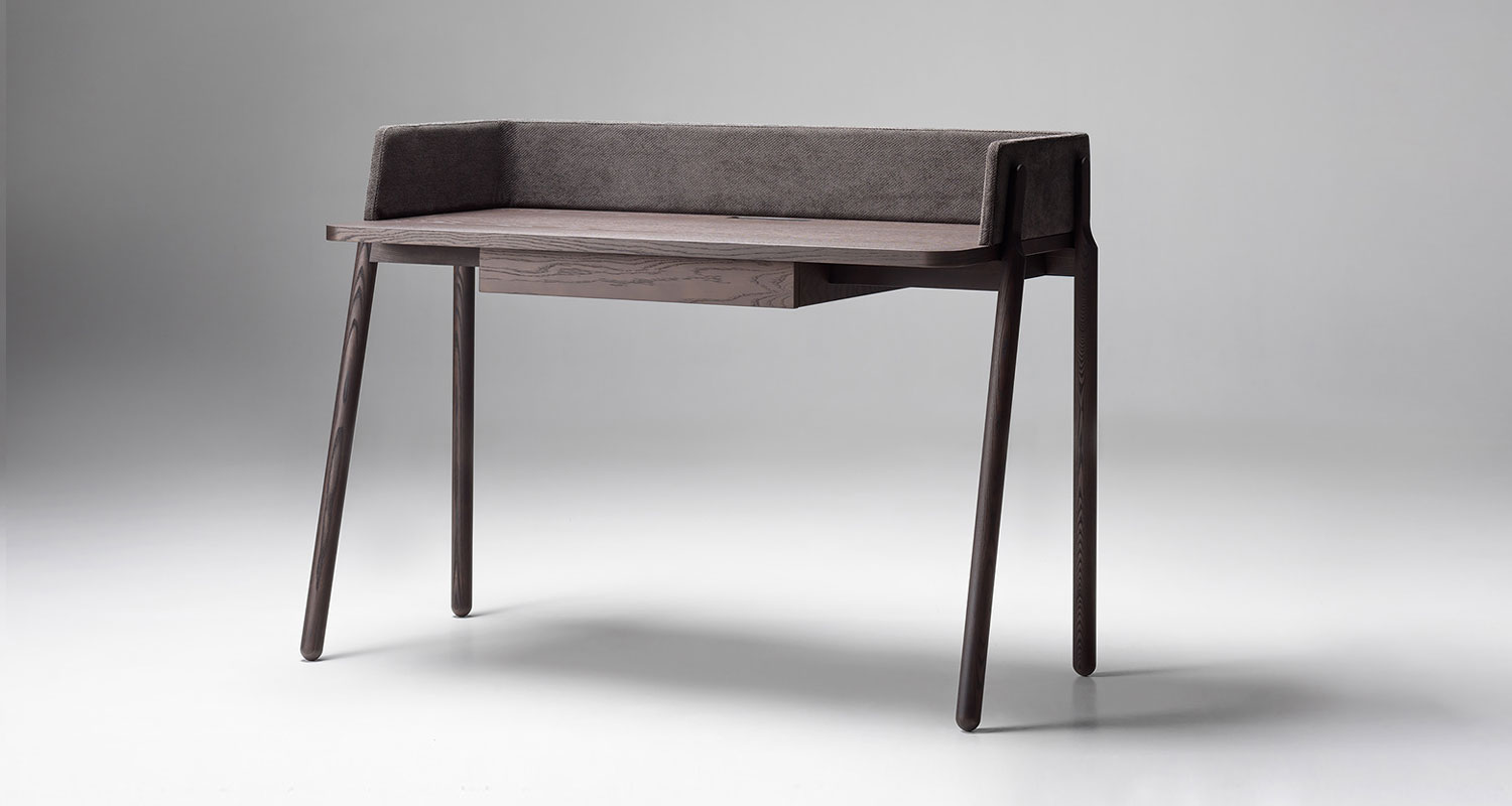 Ash-desk-Zegen-Pavel-Vetrov-Sergey-Savchenko -9